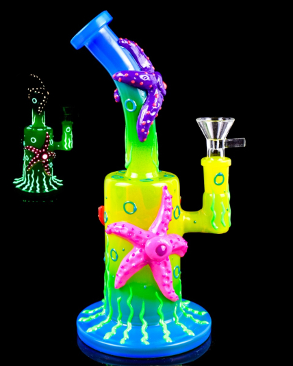 Cool Bongs -SmokeDay
